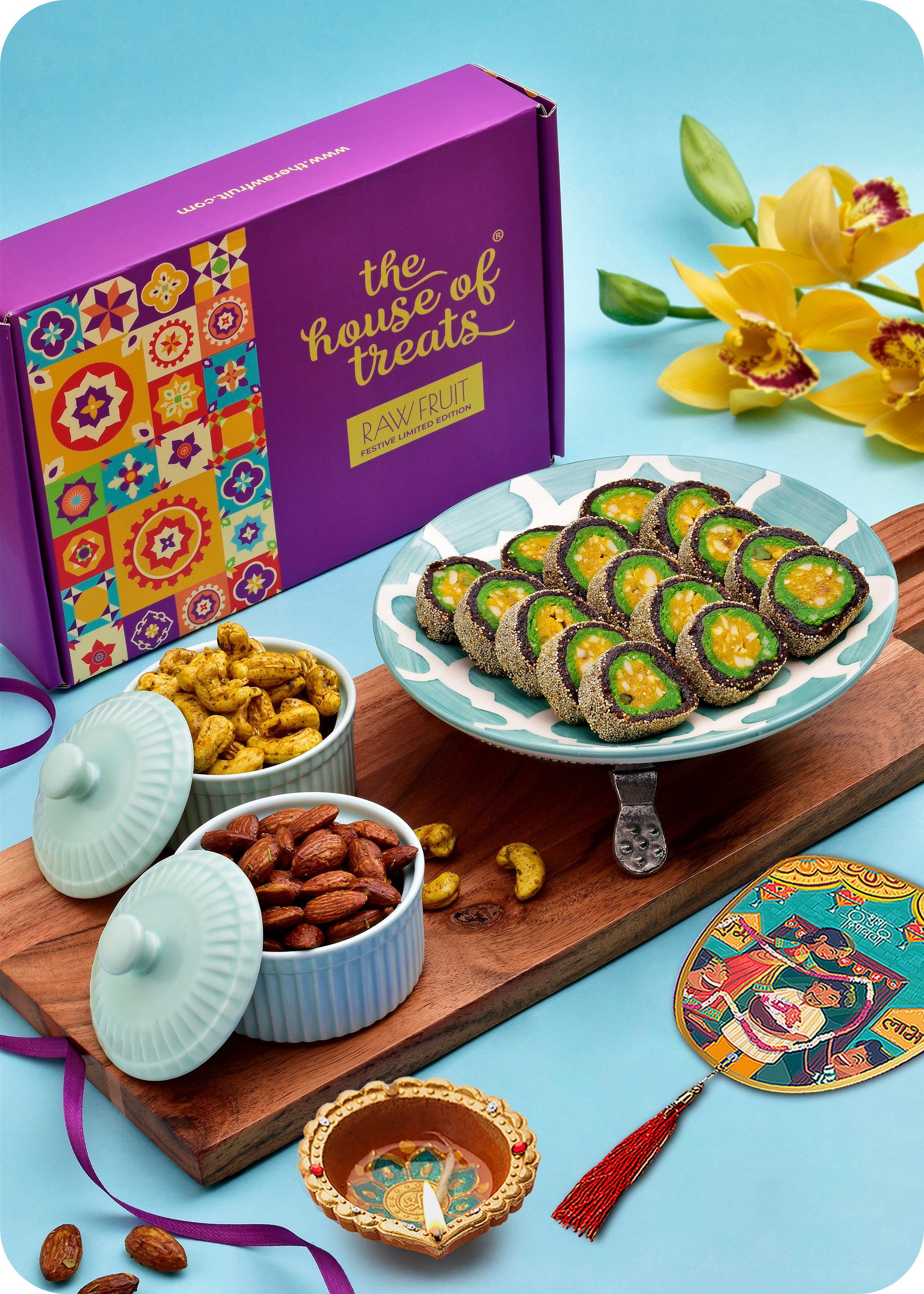 Diwali Sweets Gift Pack Contains: Anjeer Chakkar 200 Grams, 125 Grams ...